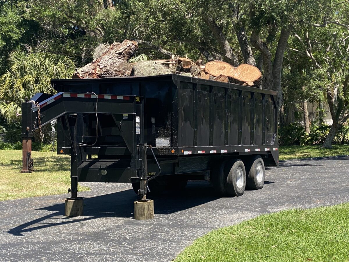 Hauling Service | Pinellas FL | Tree Tech LLC | 727-410-4280
